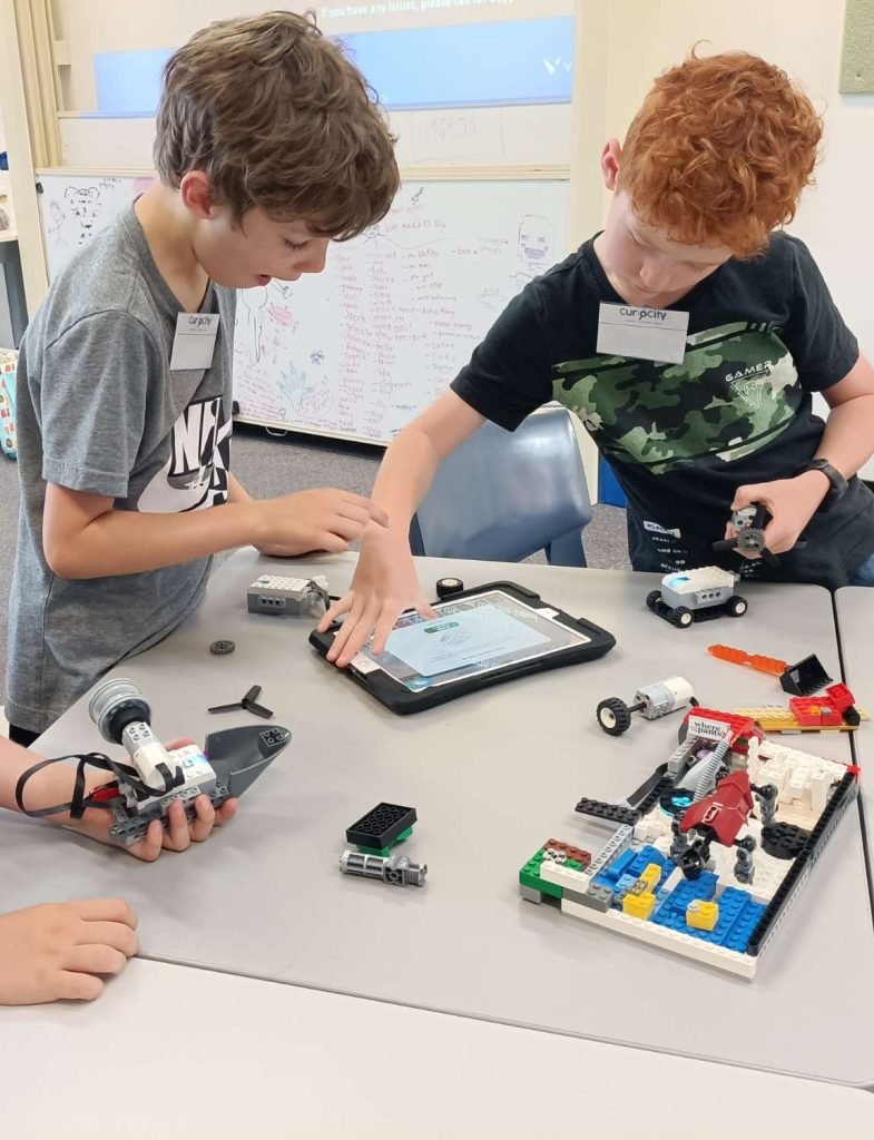 Minecraft and Lego: Friendship Castle – STEM holiday programs for kids ...